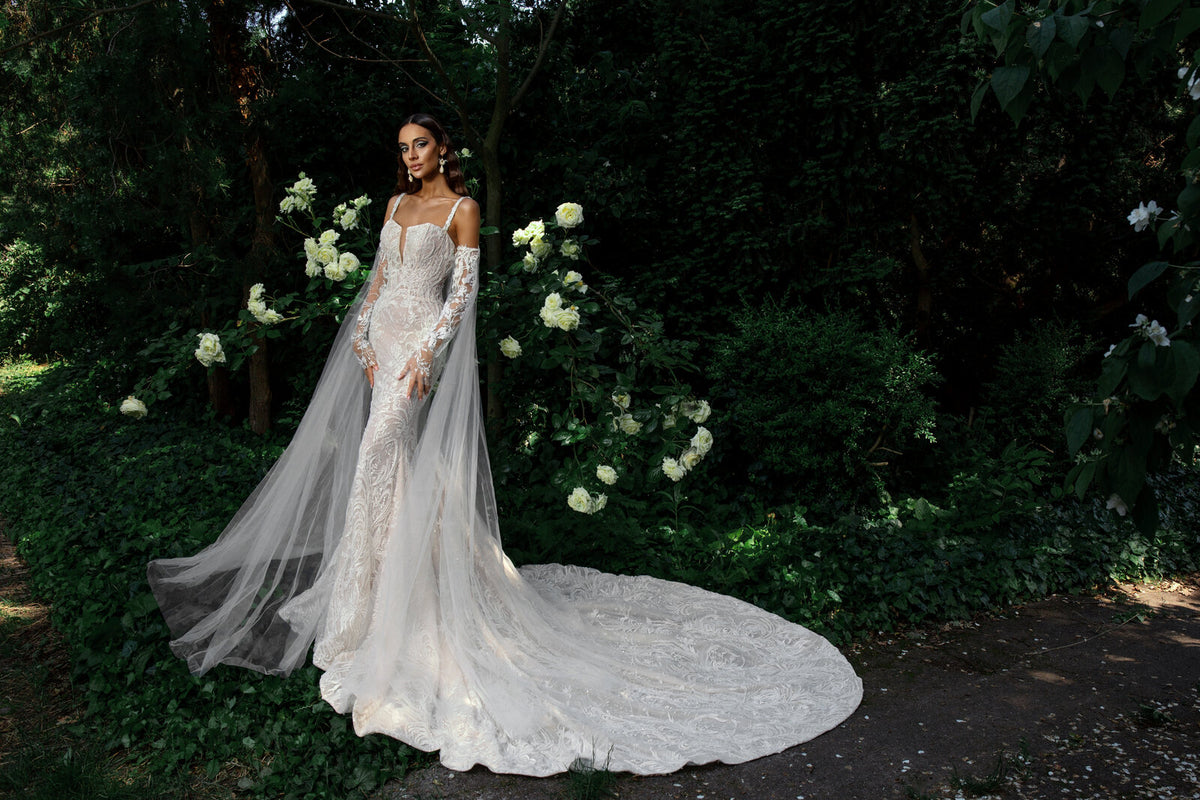 Antonia-Freya – Lotus Bridal