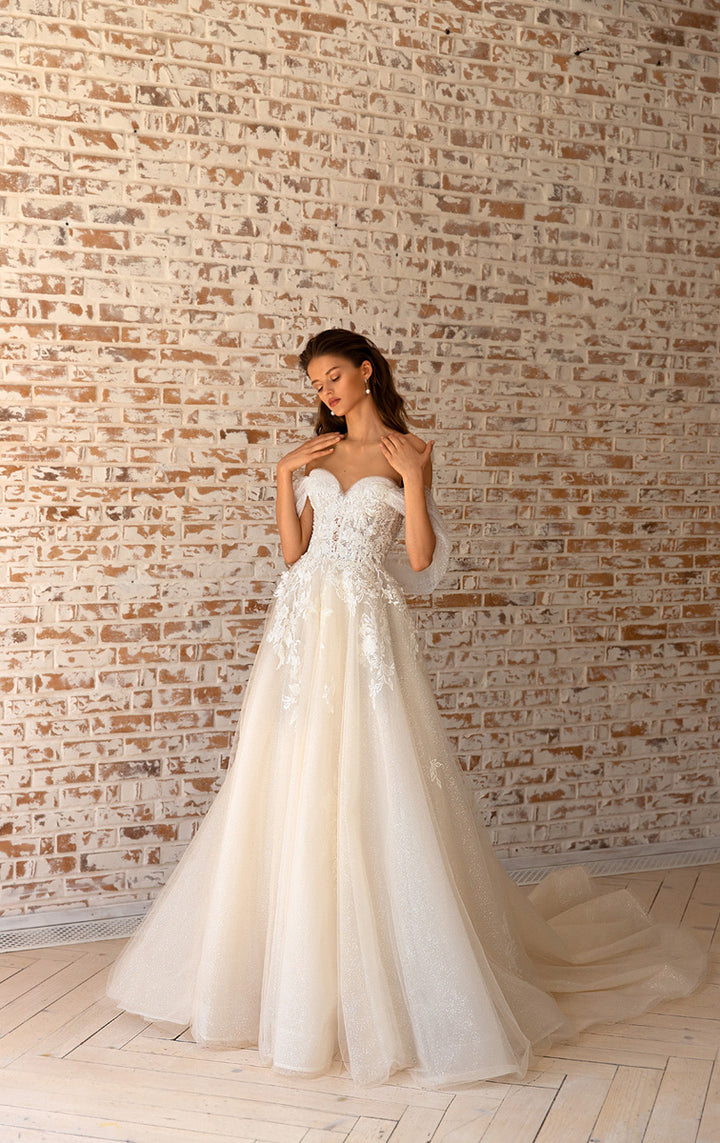 Astrid – Lotus Bridal